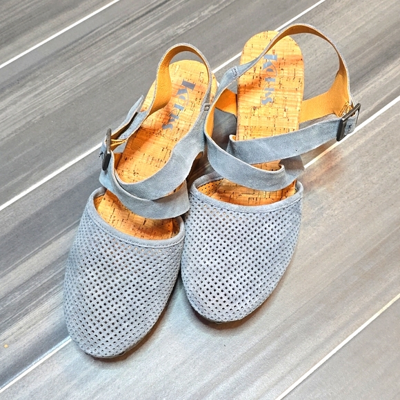 Kork-Ease | Shoes | Korks By Korkease Abloom Perforated Clogs Mules ...